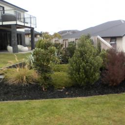 Garden Maintenance - Neighbourly Bader, Hamilton