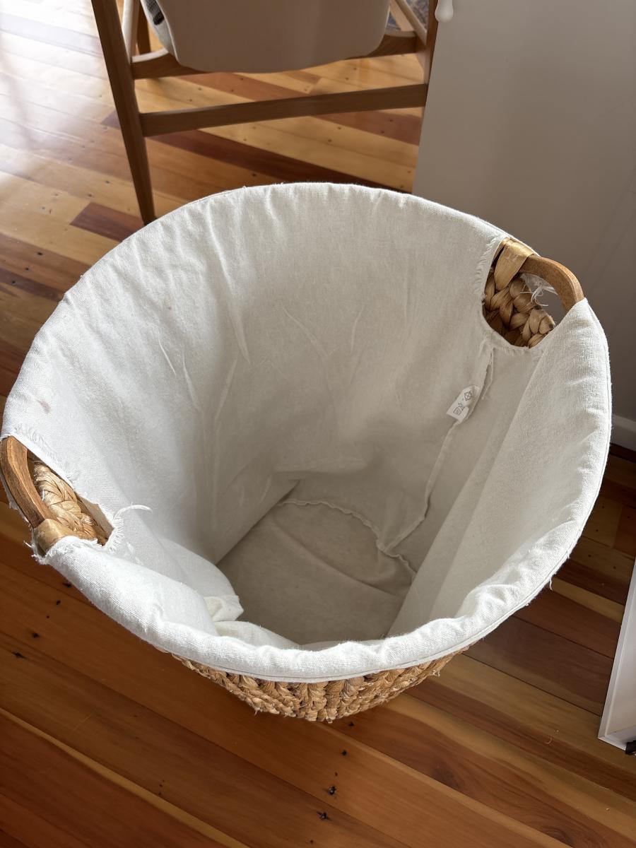 Laundry Hamper - Neighbourly Makara Beach, Makara Beach
